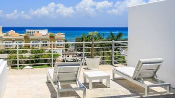 Apartamento Comfort, várias camas, varanda | Vista da varanda