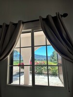 Suíte, sacada, vista para o vinhedo | Wi-Fi de cortesia, roupa de cama