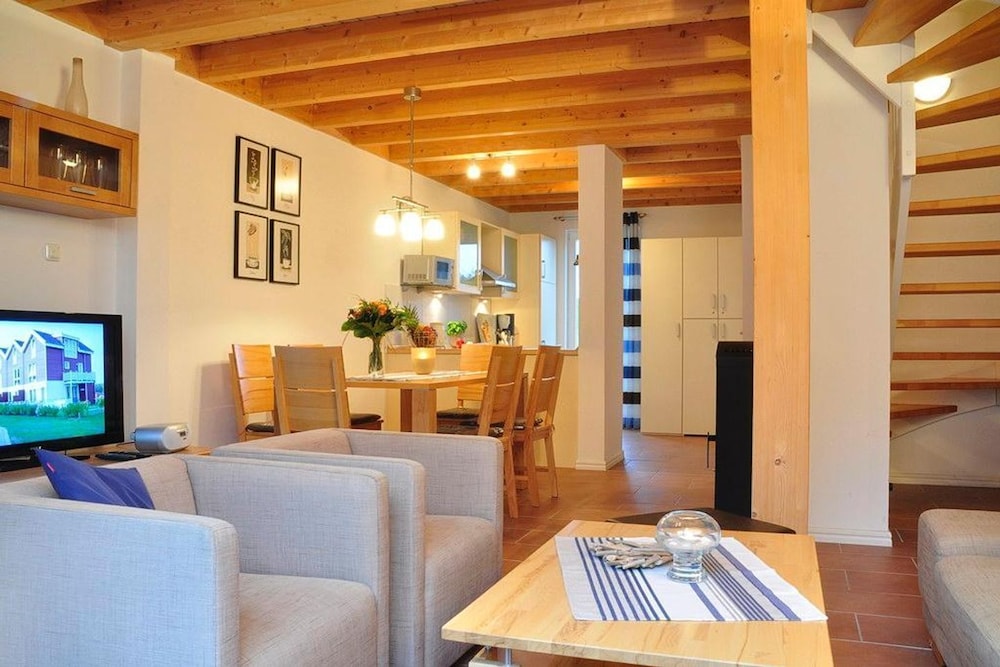 Tolles Ferienhaus Am Deich Mit Terrasse, Balkon Mit Meerblick, Sauna & Kaminofen - Nordseeresort - Wangerland
