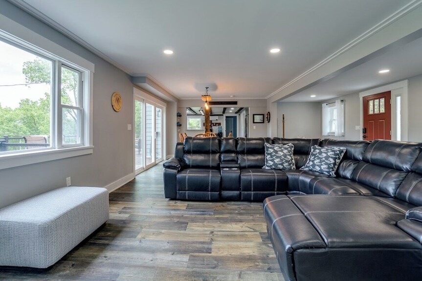 Boondock Retreat, Pet Friendly 4 Bedroom Home With Ev Charger - Dundee, NY