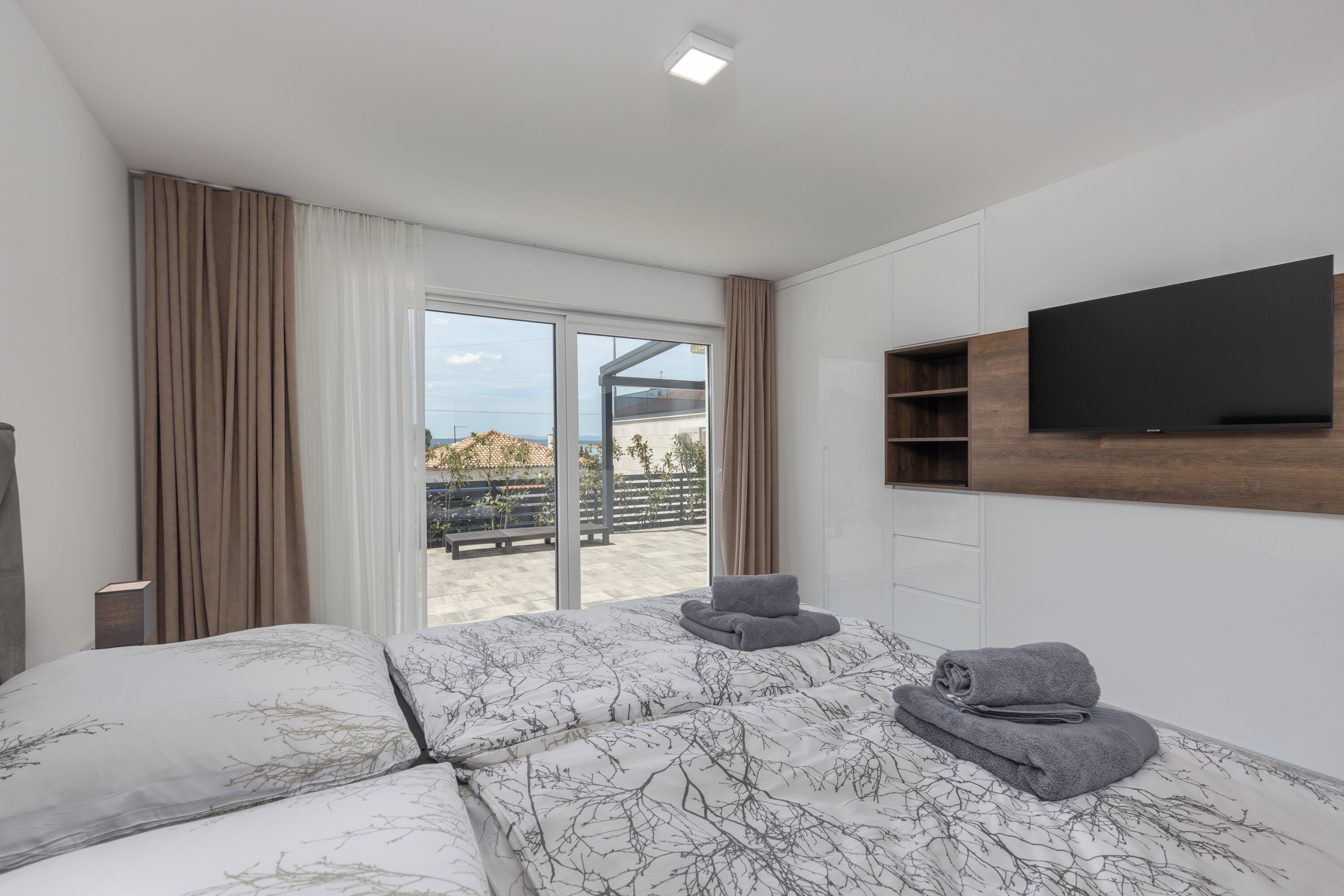 3 quartos, ferros/tábuas de passar roupa, Wi-Fi de cortesia