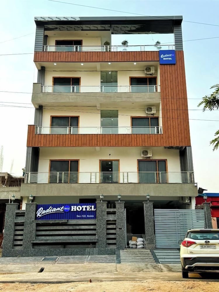 Radiant Blu Hotel - Ghaziabad