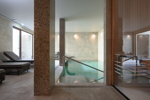 Sauna seca, banheira de hidromassagem, sauna a vapor, banho turco/hammam