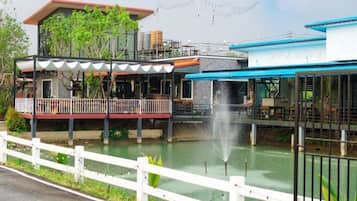 Fachada da propriedade