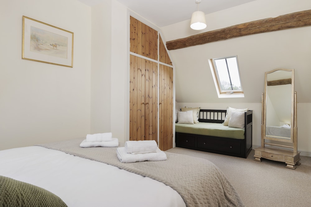 Toms End - A Beautiful House Sleeping 4 Guests In 2 Bedrooms - Evesham
