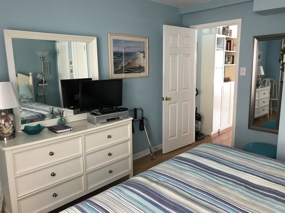 Erin Shores 1BDRM,2 POOLS 1 HEATED, 2 BLOCKS TO BOARDWALK central air ...