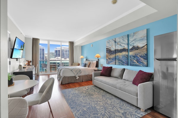 Glamorous Bay View Studio In The Grove - Miami
