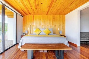 Casa panorâmica | 5 quartos, roupas de cama premium, edredons de pluma, camas Tempur-Pedic