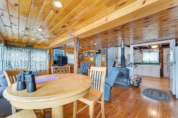 Waterfront Home On Lake Champlain W/ Dock & Kayaks - Fair Haven, VT