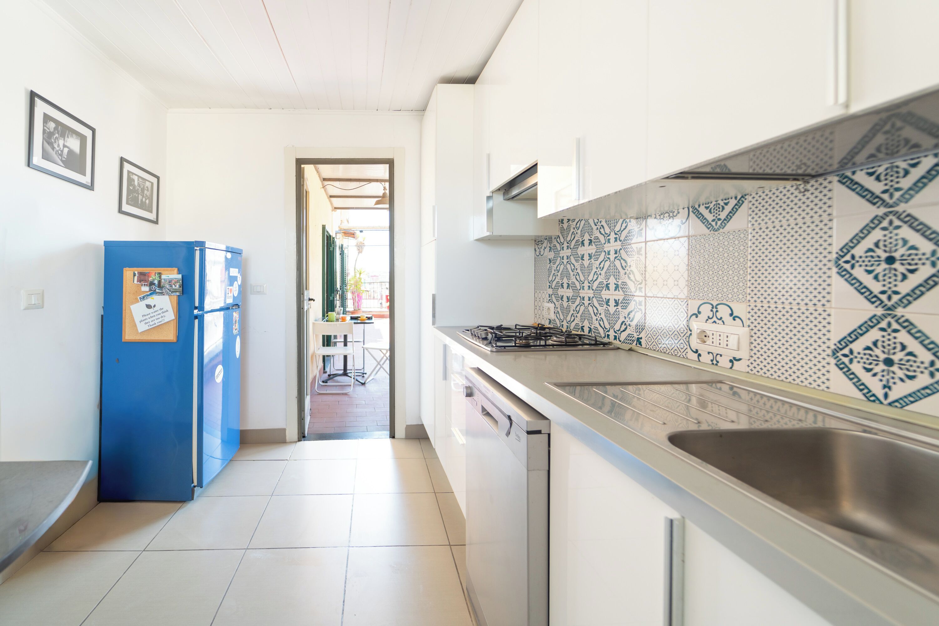 Apartamento, vista para a cidade | Cozinha privada | Mesas de jantar