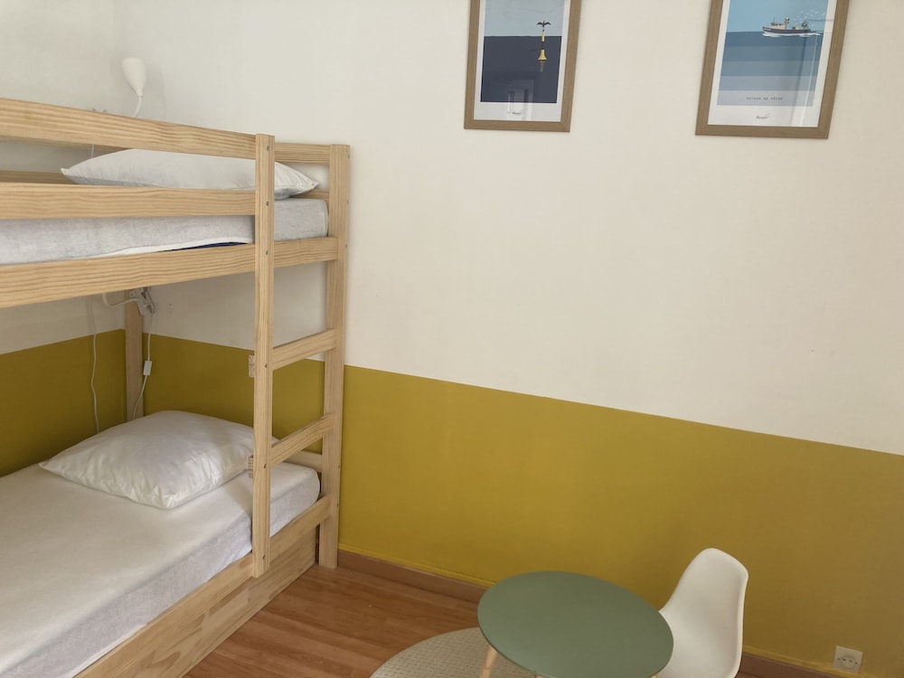 Apartment With Parking In City Center - Pornichet