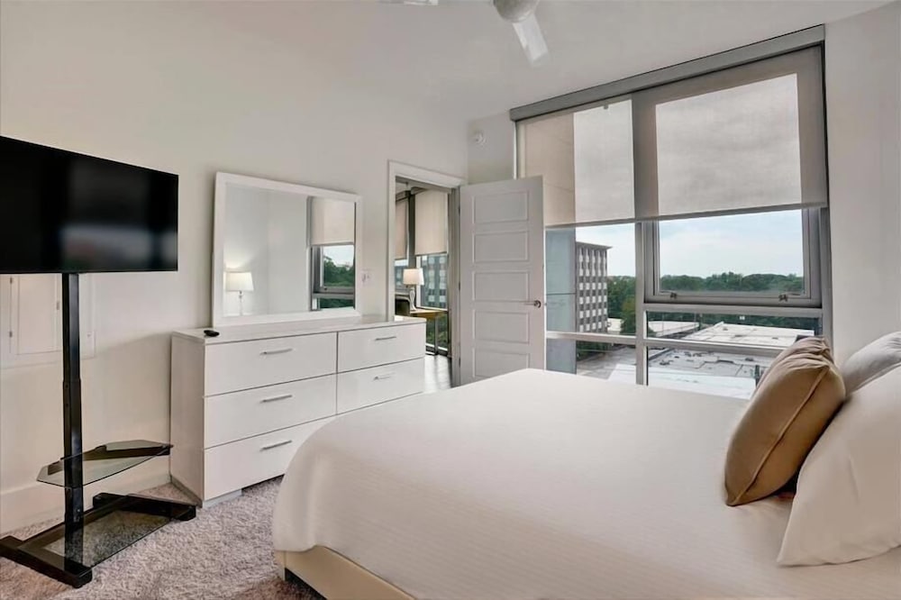 Walk 8mins To Buckhead Village| 2br Nr Hj Airport - Smyrna