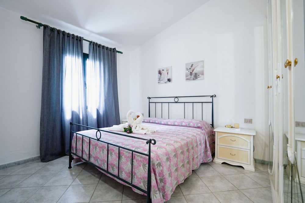 San Teodoro, Martino House - San Teodoro, Sicily