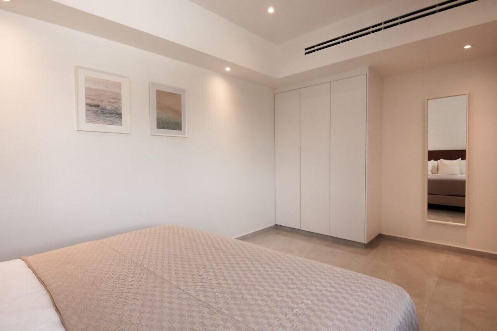 Phaedrus Living: Luxury Seaview Coral Bay Villa - Paphos