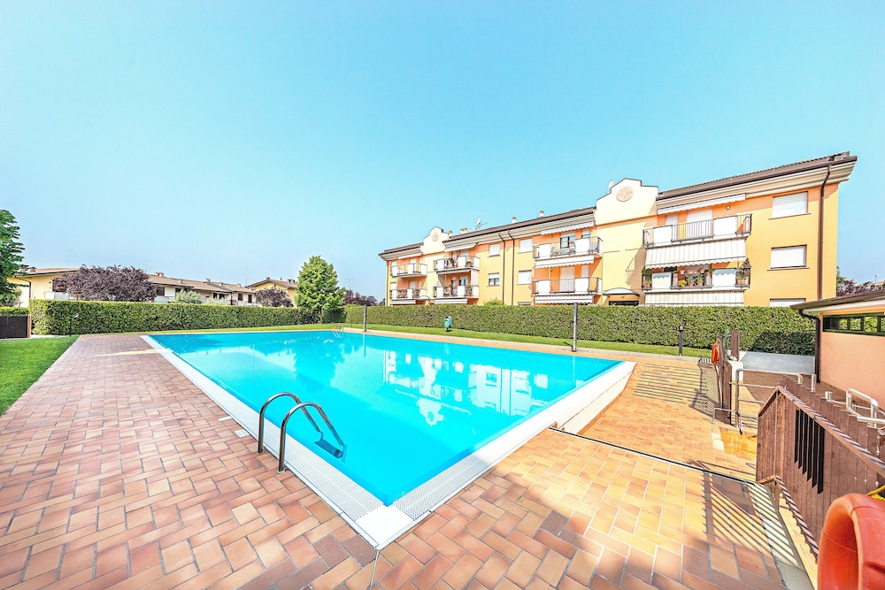 Le Primule F6 Con Piscina - Sirmione
