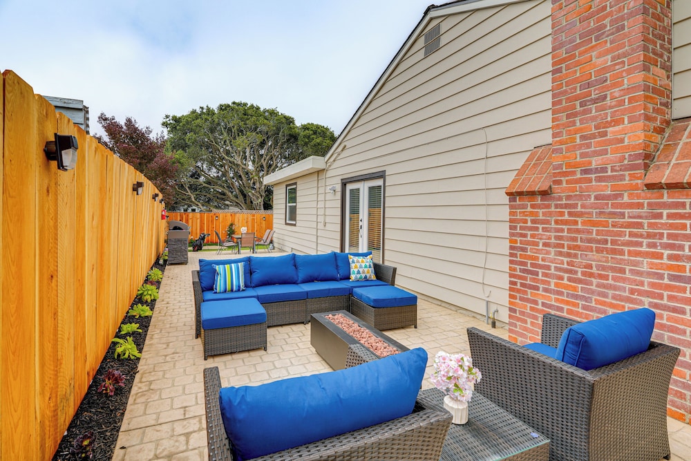 Del Rey Oaks Vacation Home W/ Mini-golf Course! - Monterey, CA
