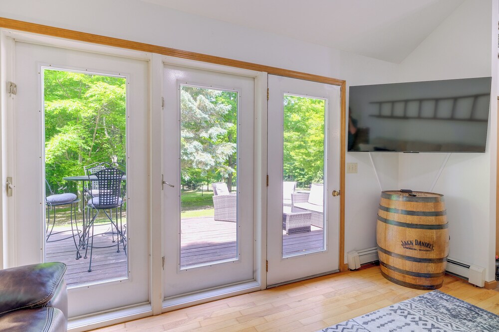 Alden Home W/ Fire Pit: Steps To Torch Lake! - Torch Lake, MI