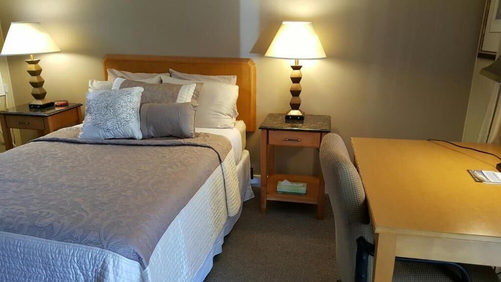 Starlight Lodge Cape Cod - Cape Cod, MA