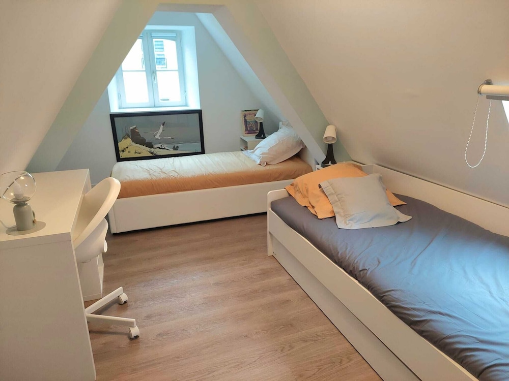 Centre-ville & Jardin, 4 Personnes
Duplex De 80m², 2 Chambres. - Morlaix