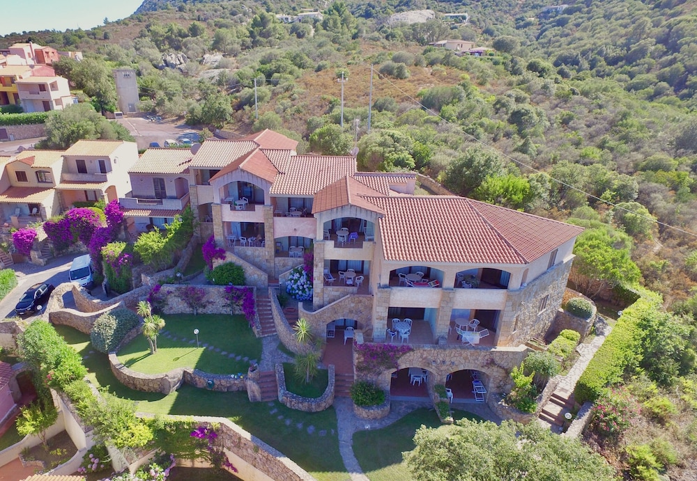 La Costa View - Sardinia