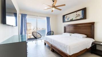 2 quartos, cortinas/cortinados opacos, Wi-fi grátis