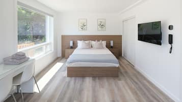 Quarto Duplo Comfort, 1 cama queen-size, não fumadores, no rés do chão | Cofre no quarto, secretária