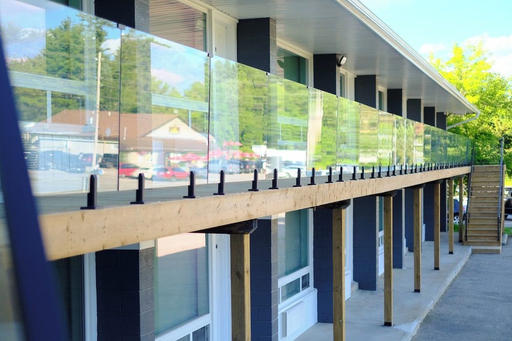 Stay Inn Muskoka - Gravenhurst