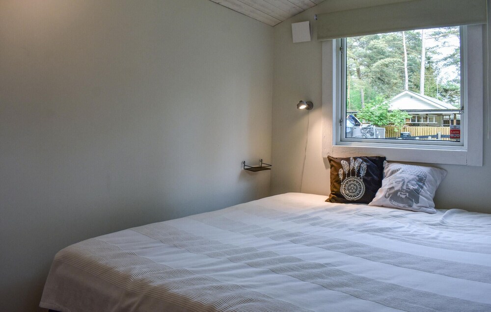 Beautiful Home In åHus With Wifi - Kristianstad