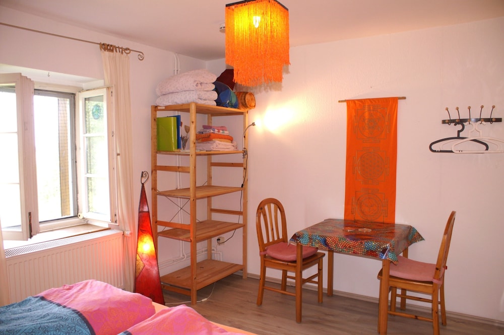 Llama And Maine Coon Farm In Sunny And Secluded Location In Biederbach 3 Rooms - Zwarte Woud