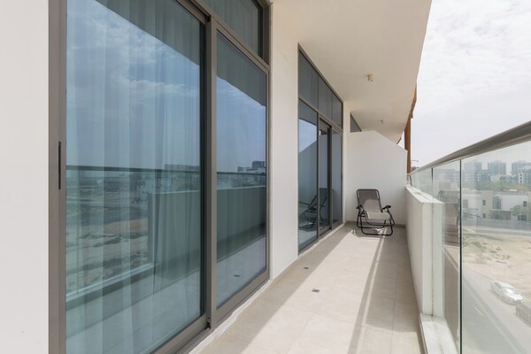 Splendid 1br In Living Garden - Dubai