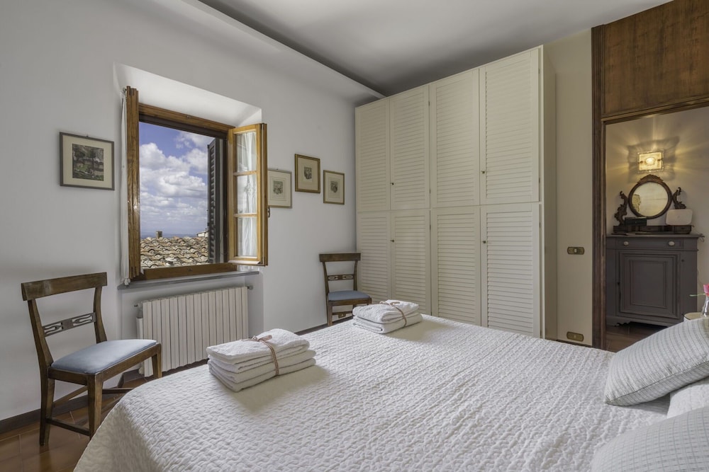 Cosy Apartment For 4 People With Wifi, Tv And Balcony - San Gimignano