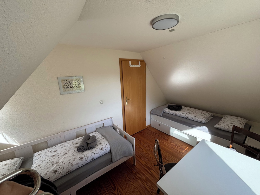 Reetgedecktes Ferienhaus Am Strandweg In Lütjensee - Ahrensburg