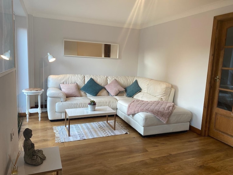 1 Min Walk To Sandy Beach! Family Friendly Home -> Happy Waves ️ - キャンバー・サンズ