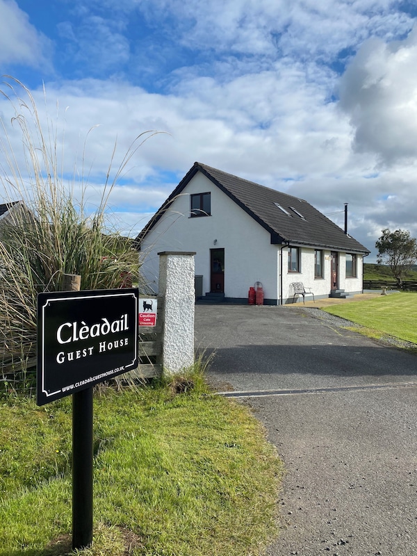 Cleadail Guest House - Skye