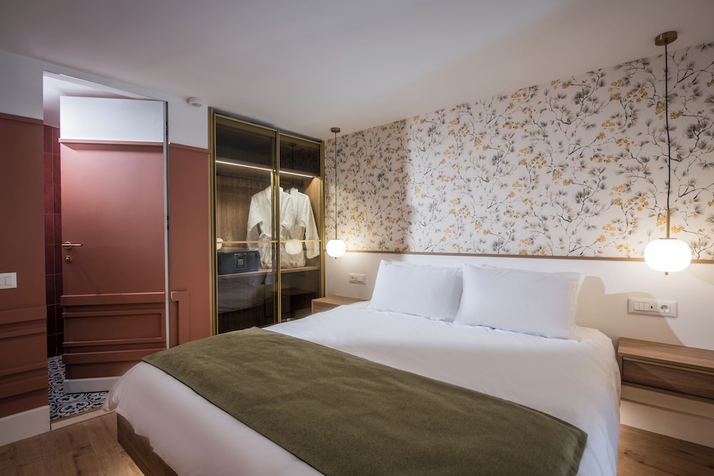 The Blossom Collection Iii-port View In Heraklion City Center - Heraklion