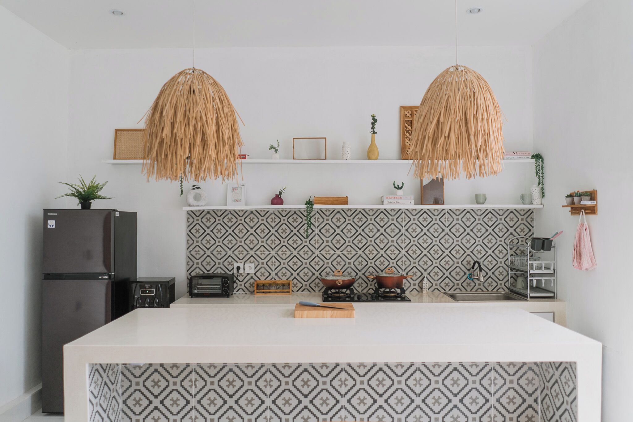 Villa Deluxe, piscina privativa | Cozinha privada | Um frigorífico, um forno, uma placa de cozinha, forno de mesa 