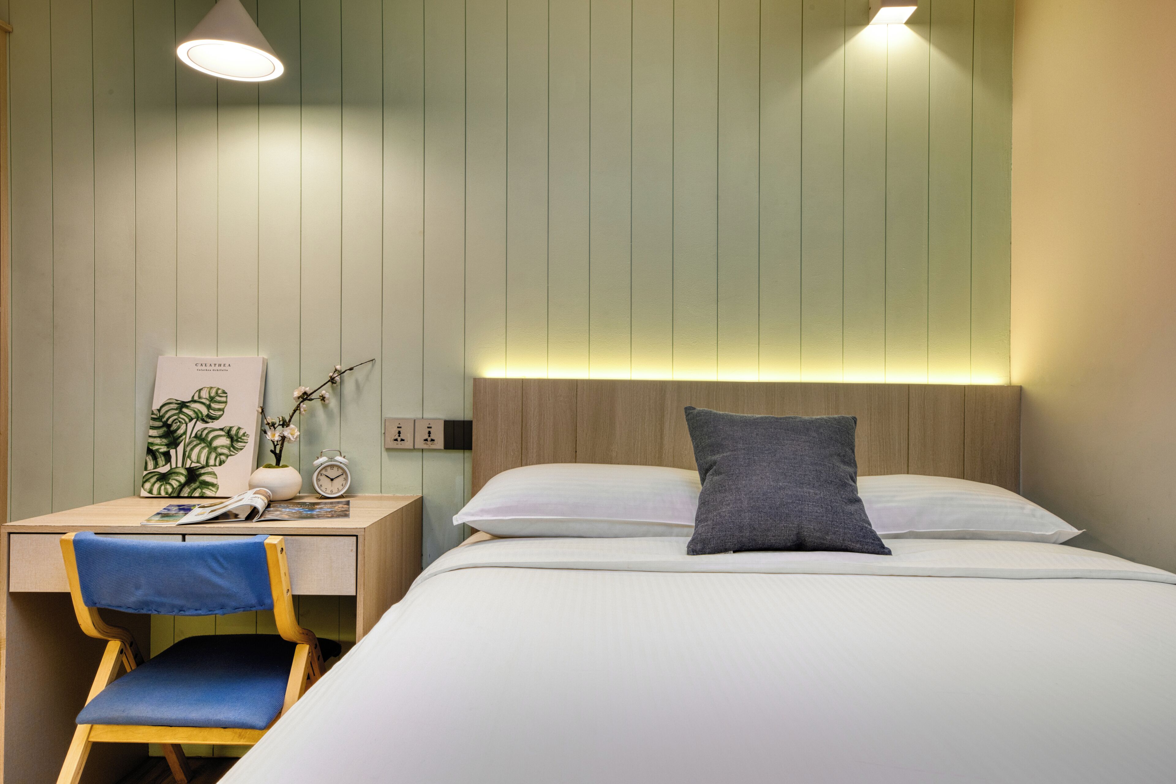 Estúdio premier, 1 cama Queen | Cofres nos quartos, Wi-Fi de cortesia, roupa de cama