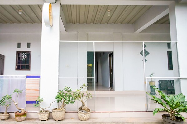 Spot On 3199 Galaxy House 234 Syariah - Sukoharjo