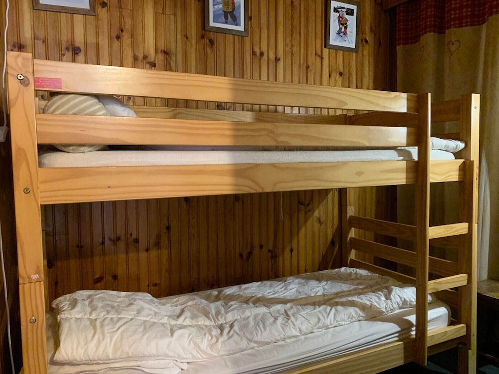 Chalet For 9, Garage And Balcony Close To Slopes - Pra-Loup
