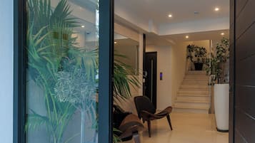Entrada (vista interior)