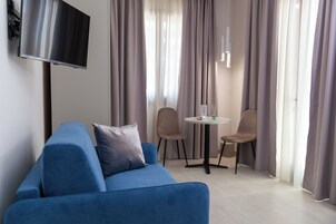 Quarto Deluxe | Minibar, cofre no quarto, quartos insonorizados, Wi-fi grátis 