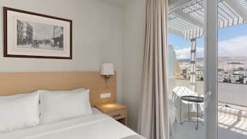 Quarto Duplo Superior, terraço, Vista para a cidade | Vista para a cidade