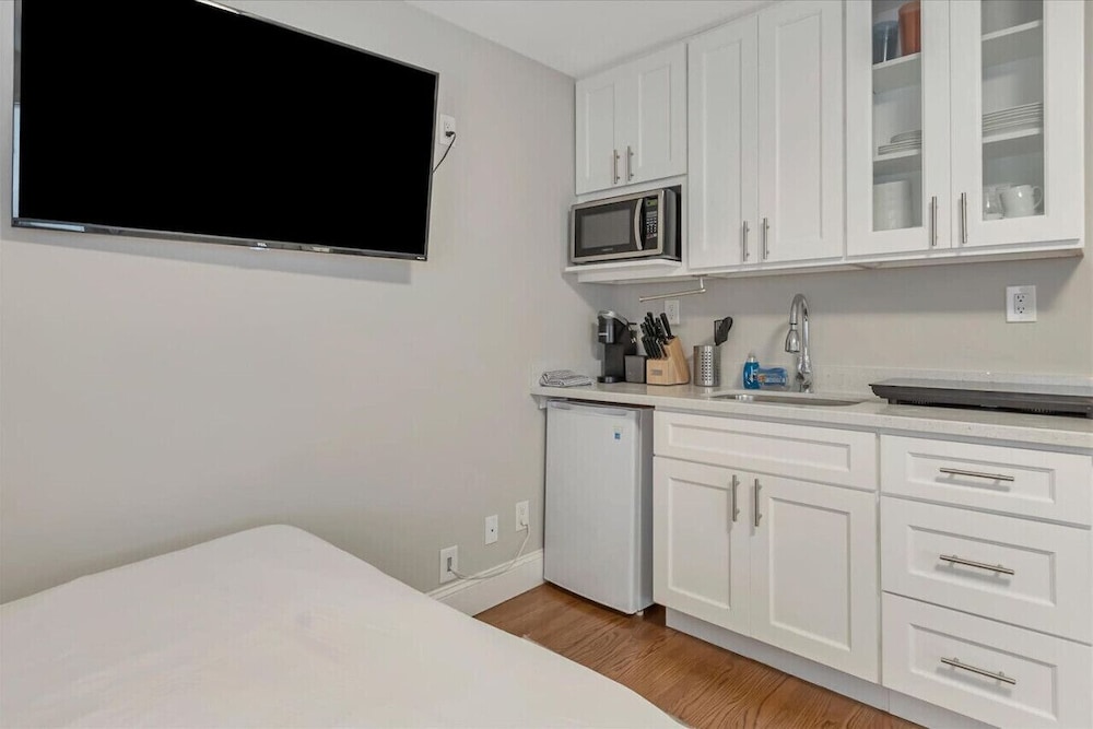 Cozy Studio L Downtown San Jose - San Jose, CA