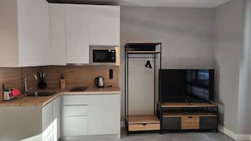 Estúdio Standard | 1 quarto, secretária, secretária adequada para computadores portáteis
