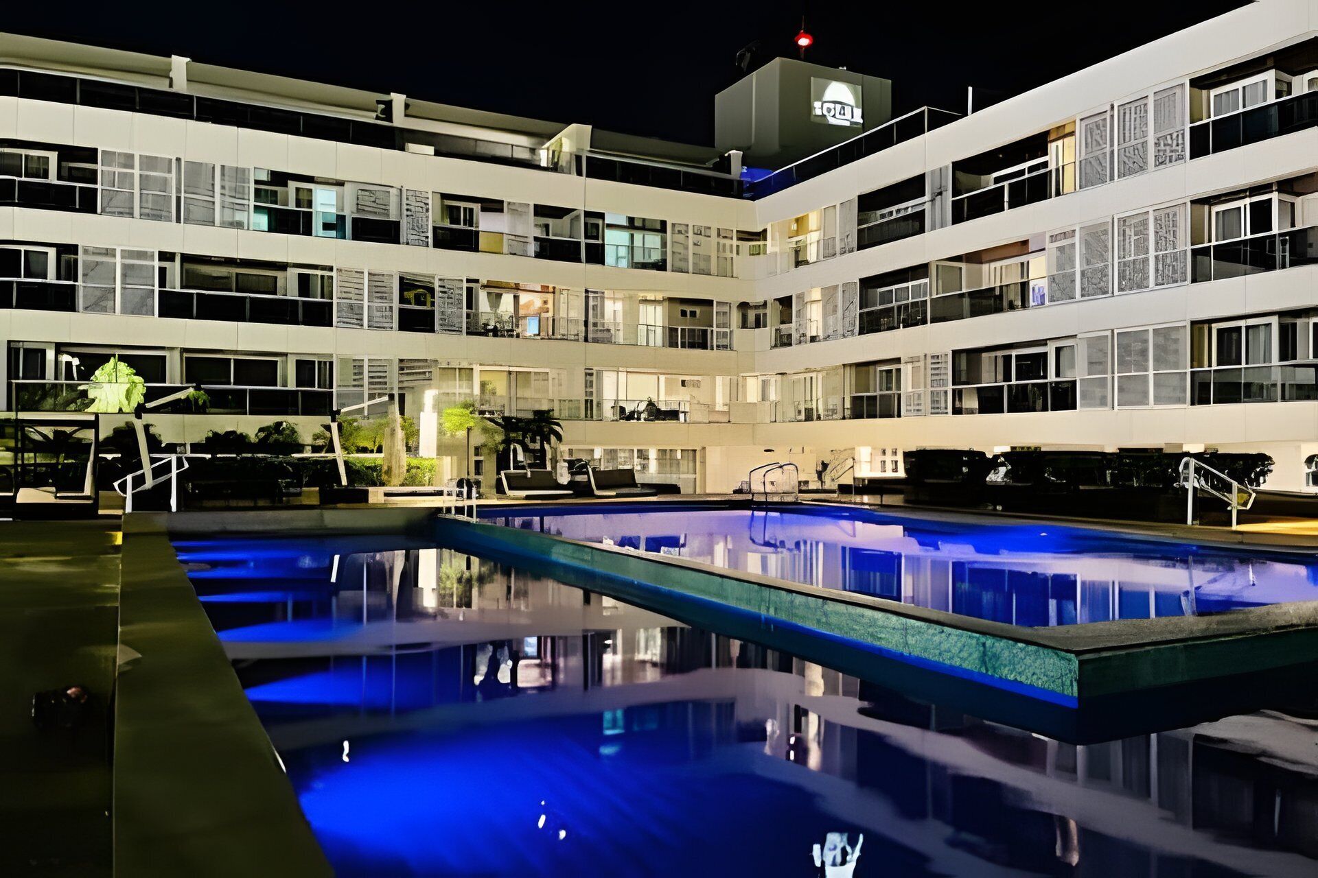 Apartamento Familiar, 2 quartos | Piscina | Piscina exterior, uma piscina aquecida 