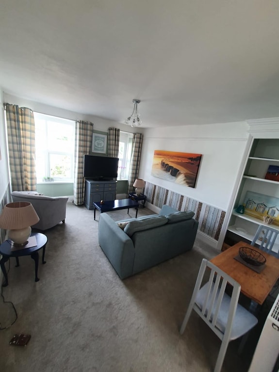 Cosy Light And Spacious Apartment In The Heart Of Stratton - Stratton