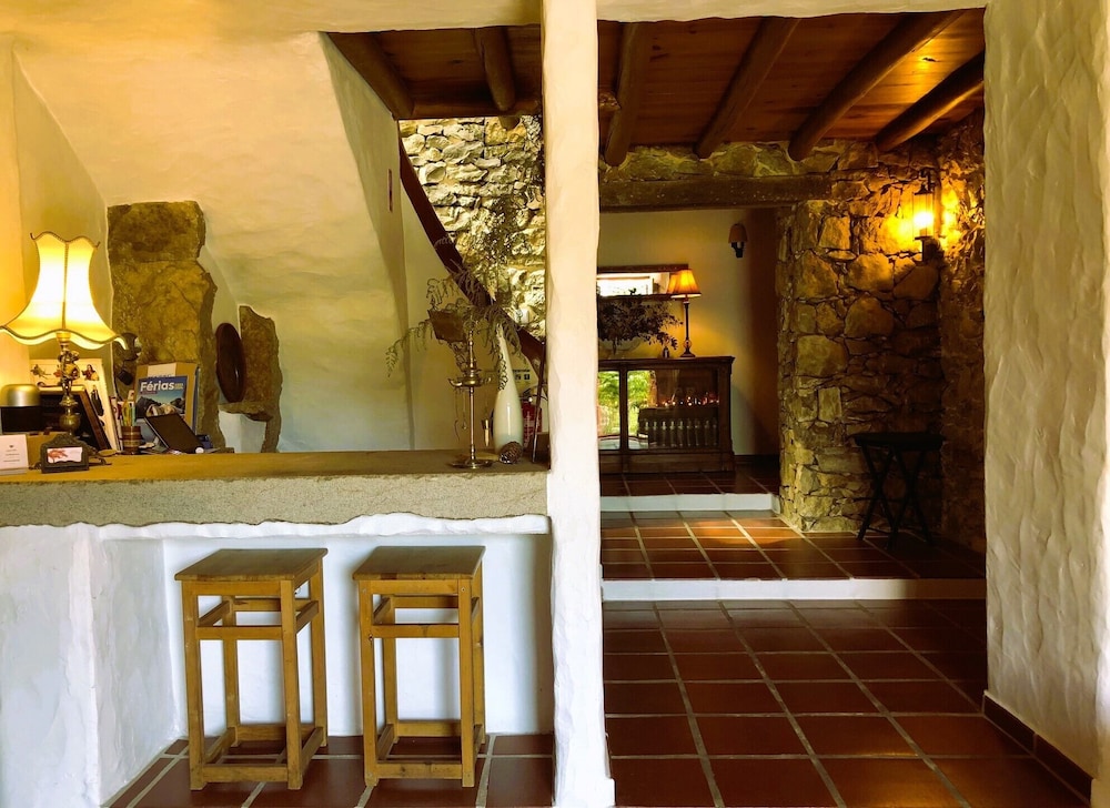 Casal Da Serrana
Familly, Nature, Privacy, Petfriendly, Beach, 1h From Lisbon - Óbidos