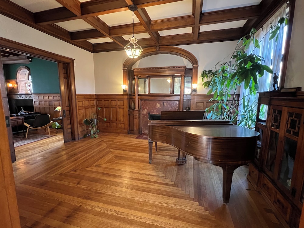 David C. Whitney Mansion - Windsor