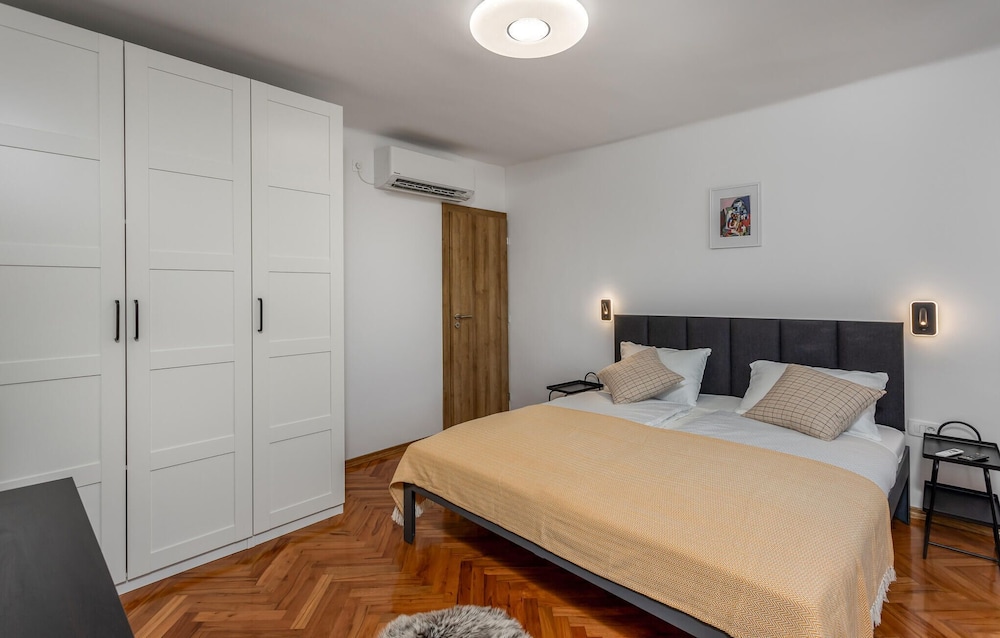 Tolles Haus In Kukuljanovo Mit Wlan - Rijeka