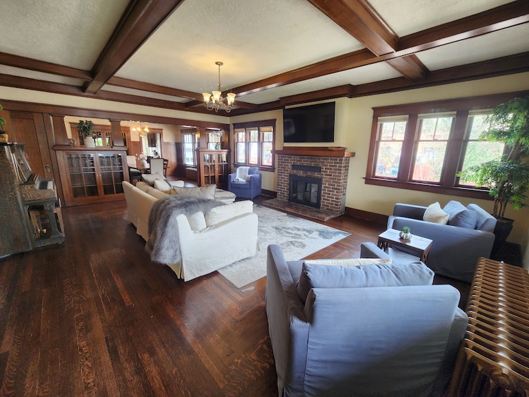 Beautiful 5 Bedroom Home W/ Access To Hot Tub/pool 25 Mins To Glenwood Or Vail! - Colorado